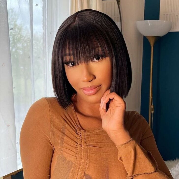 10 Chic And Easy Chin-Length Bob With Bangs Haircuts To Update Your Style