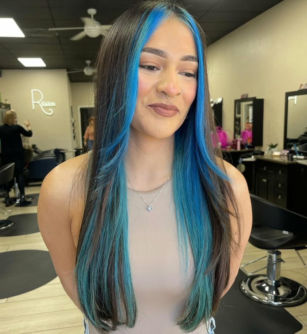 11 Ideas To Elevate Your Brown Hair Game With A Bold Money Piece