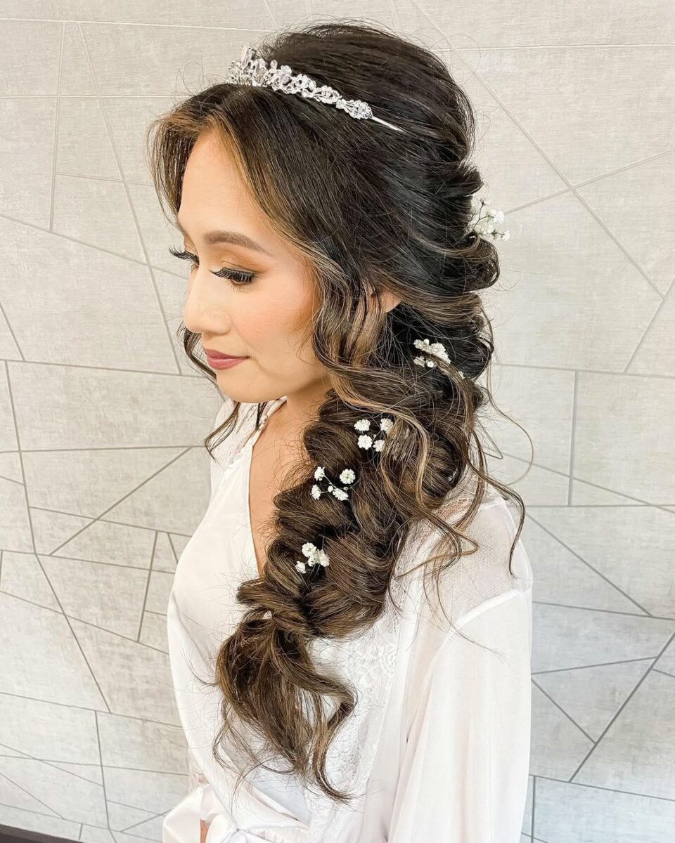 12 Alluring Side Braid Hairstyles For Effortless Elegance