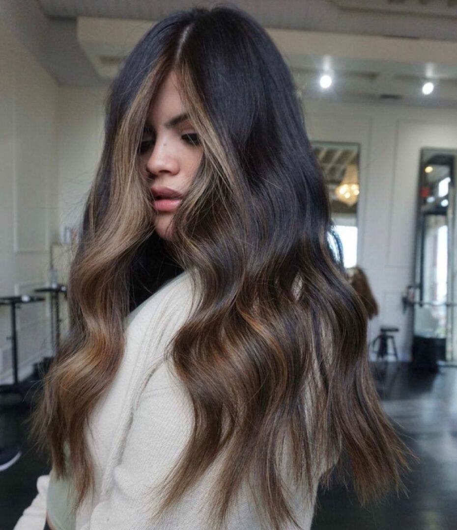 10 Gorgeous Money Piece Balayage Ideas To Revamp Your Hair Color