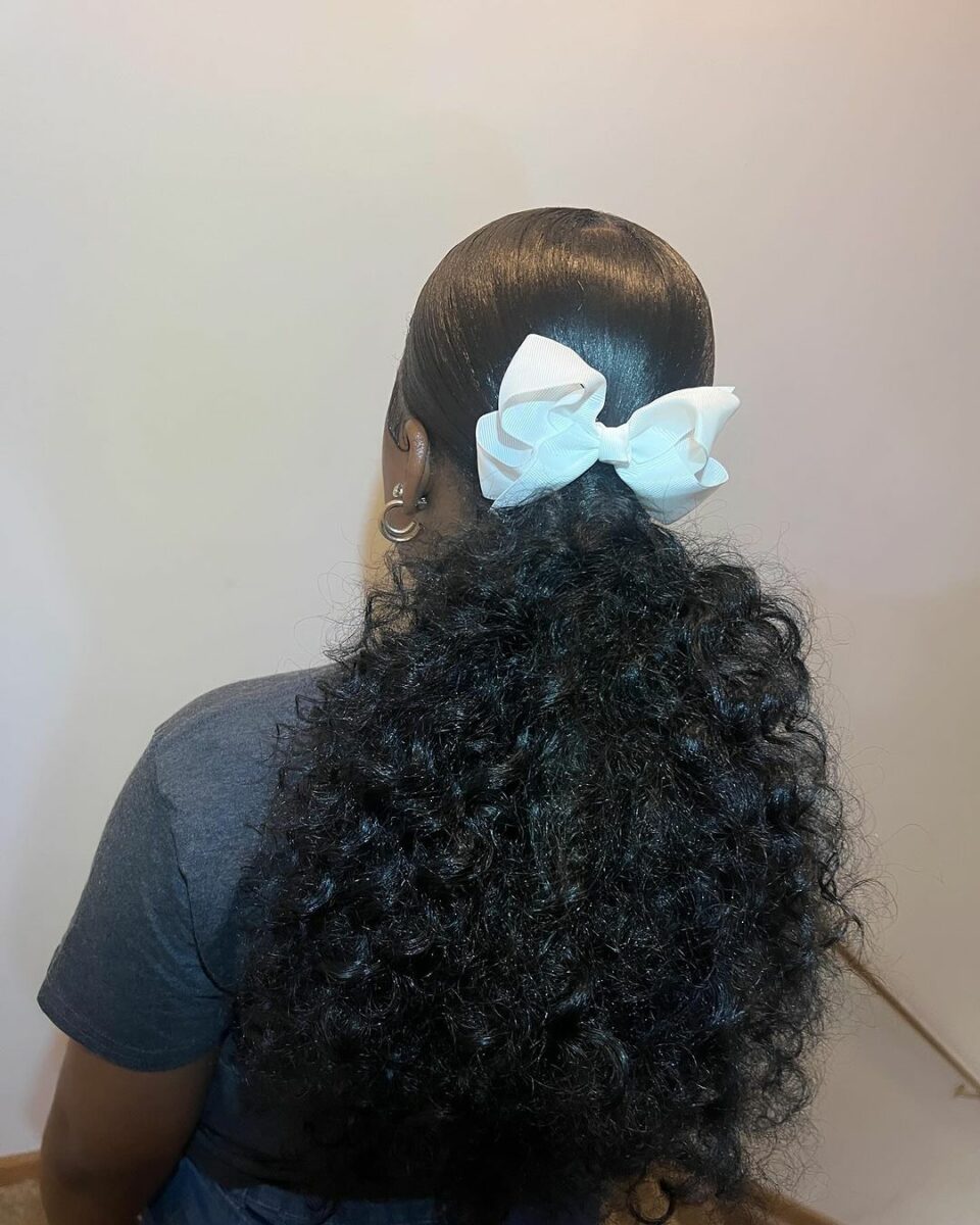 11 Curly Ponytail Ideas You'll Love Wearing Everywhere