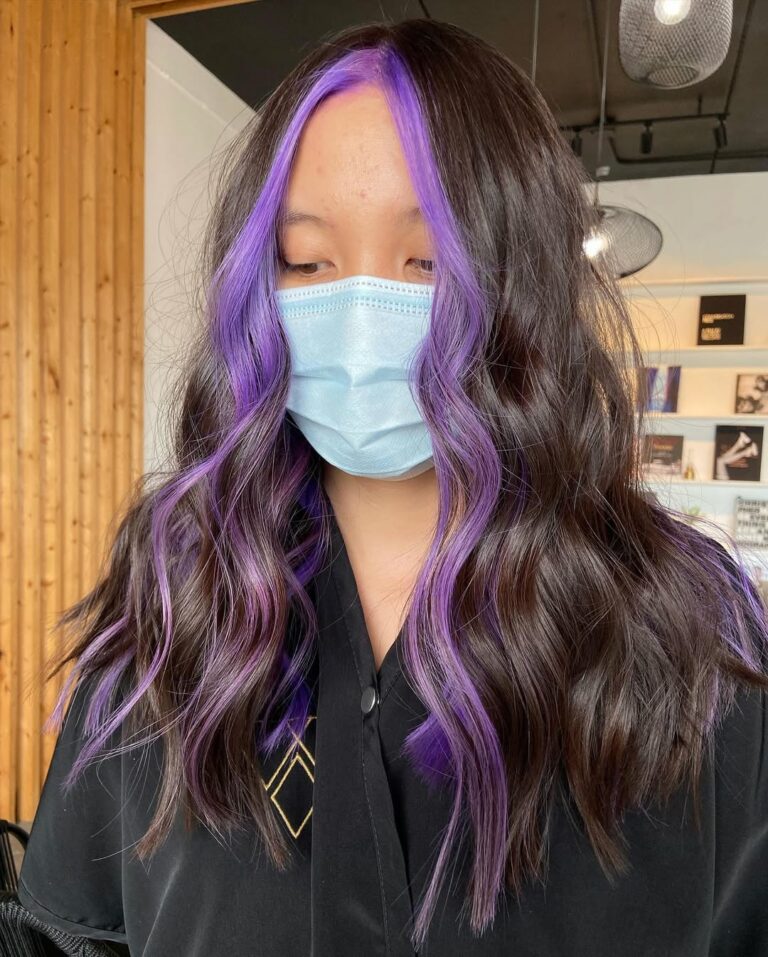 10 Ideias Irresistíveis de Cabelo Roxo Escuro Para Inspirar o Seu ...