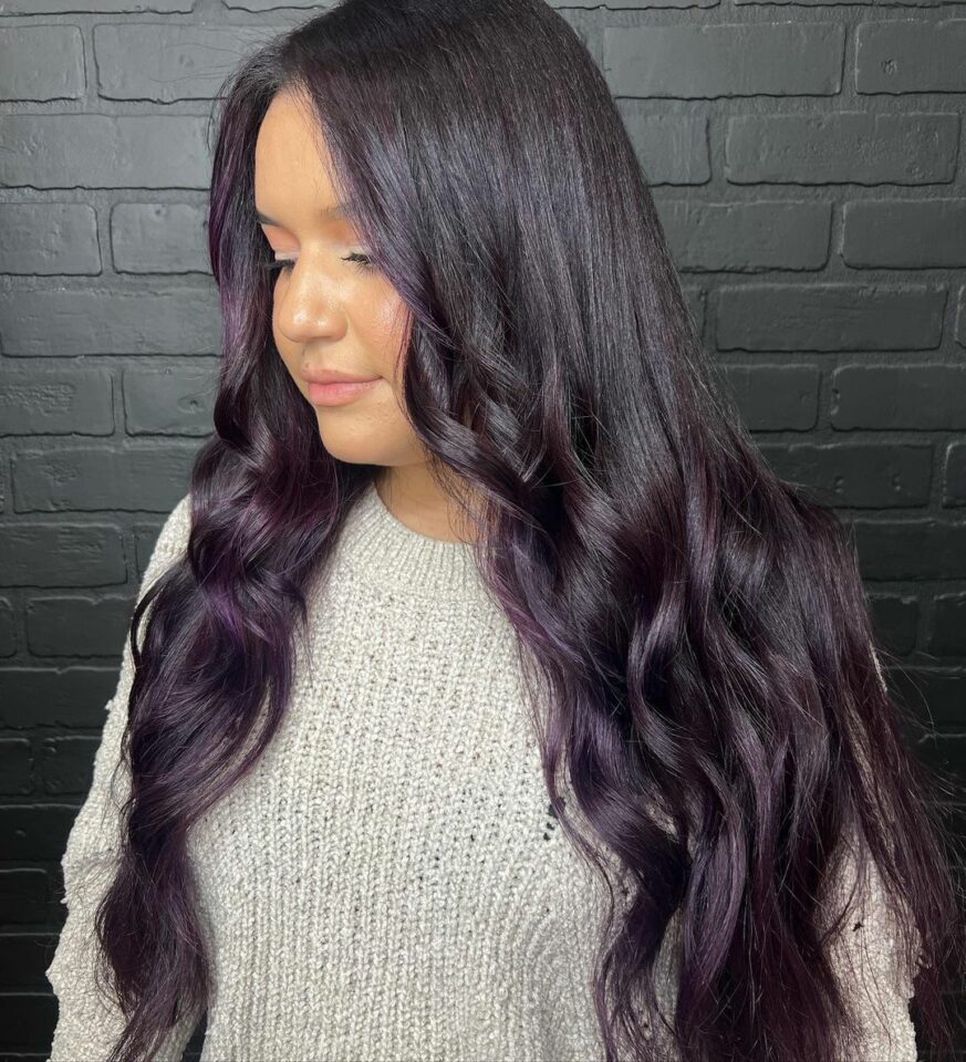 10 idee di colore per capelli viola per la tonalità più cool dell'inverno