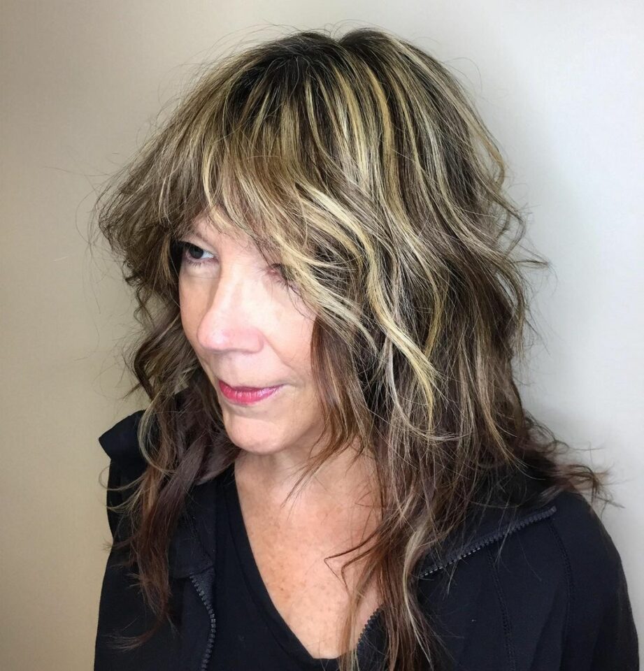 10 Feathered Haircuts For Older Women That Are Chic And Stylish