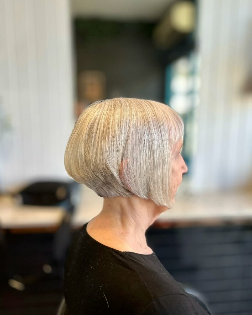 10 Trendy Ways To Wear Graduated Bob With Bangs