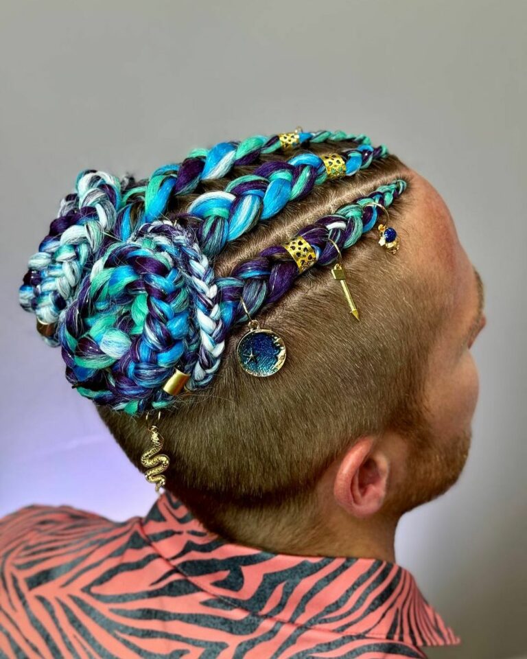 13 Jaw-Dropping Rave Hairstyles That Will Make You Stand Out In The Crowd
