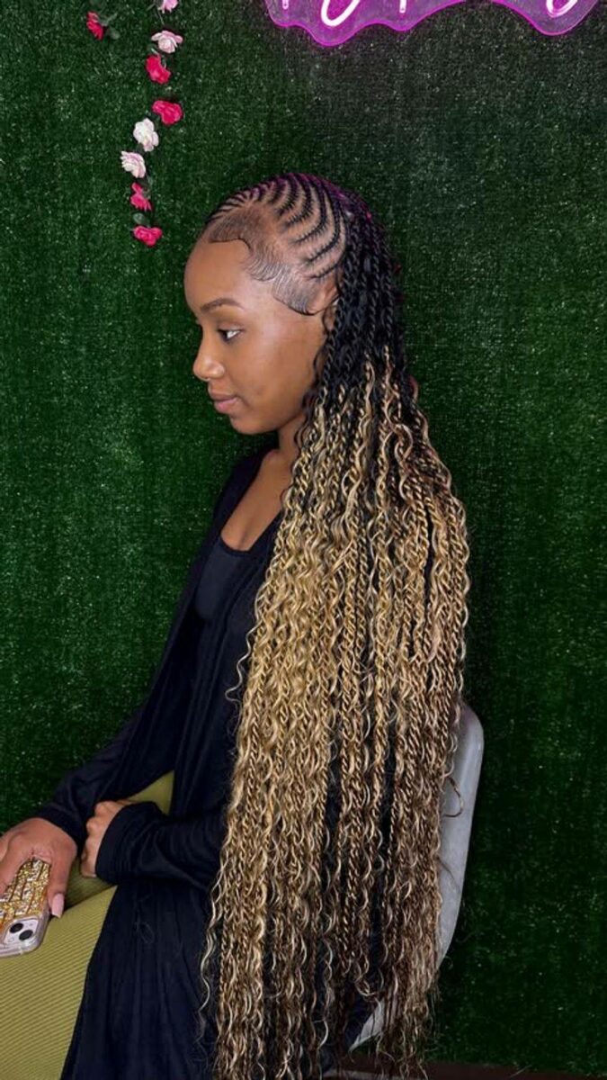 11 Beautiful Hawaiian Hairstyles For A Tropical Vibe