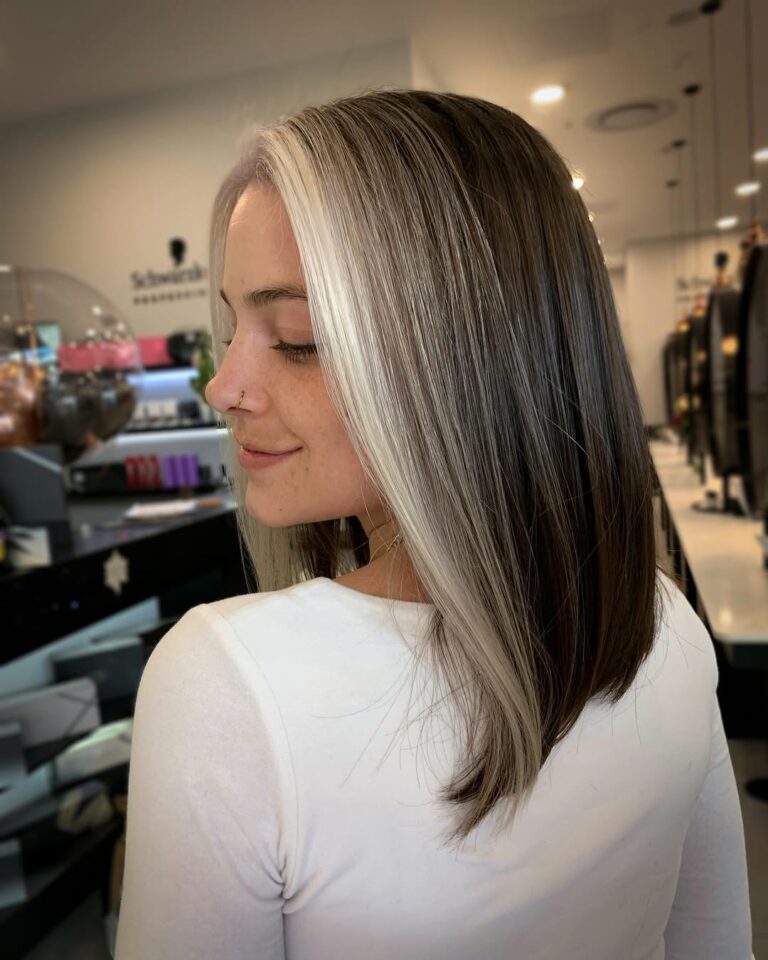 10 Creative Ways To Update Your Dark Hair With Only A Stunning Money Piece