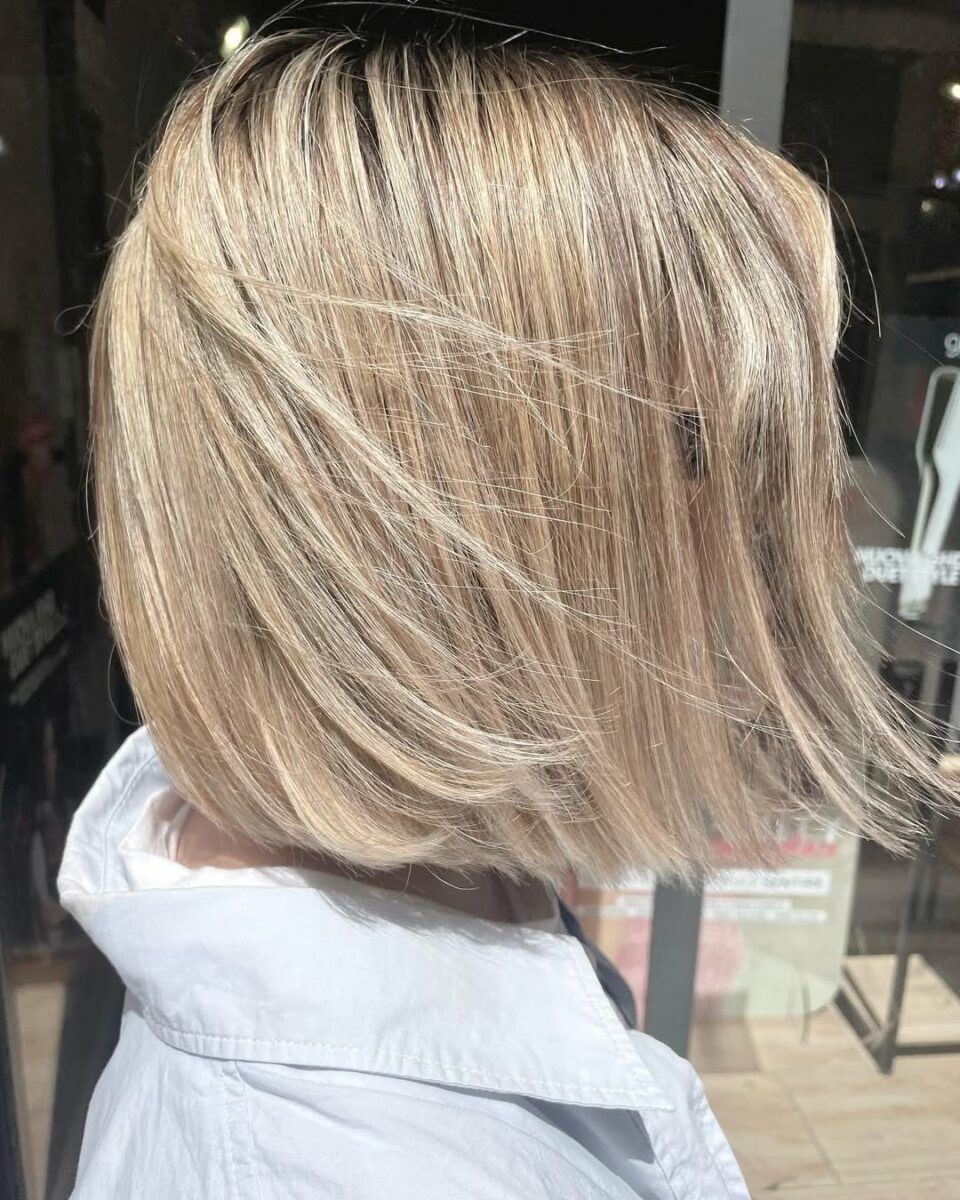 10 looks de rubio arena frescos y preciosos que te encantarán en 2025