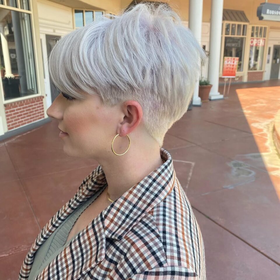 10 Platinum Pixie Cuts To Inspire Your Next Golden Hair Moment
