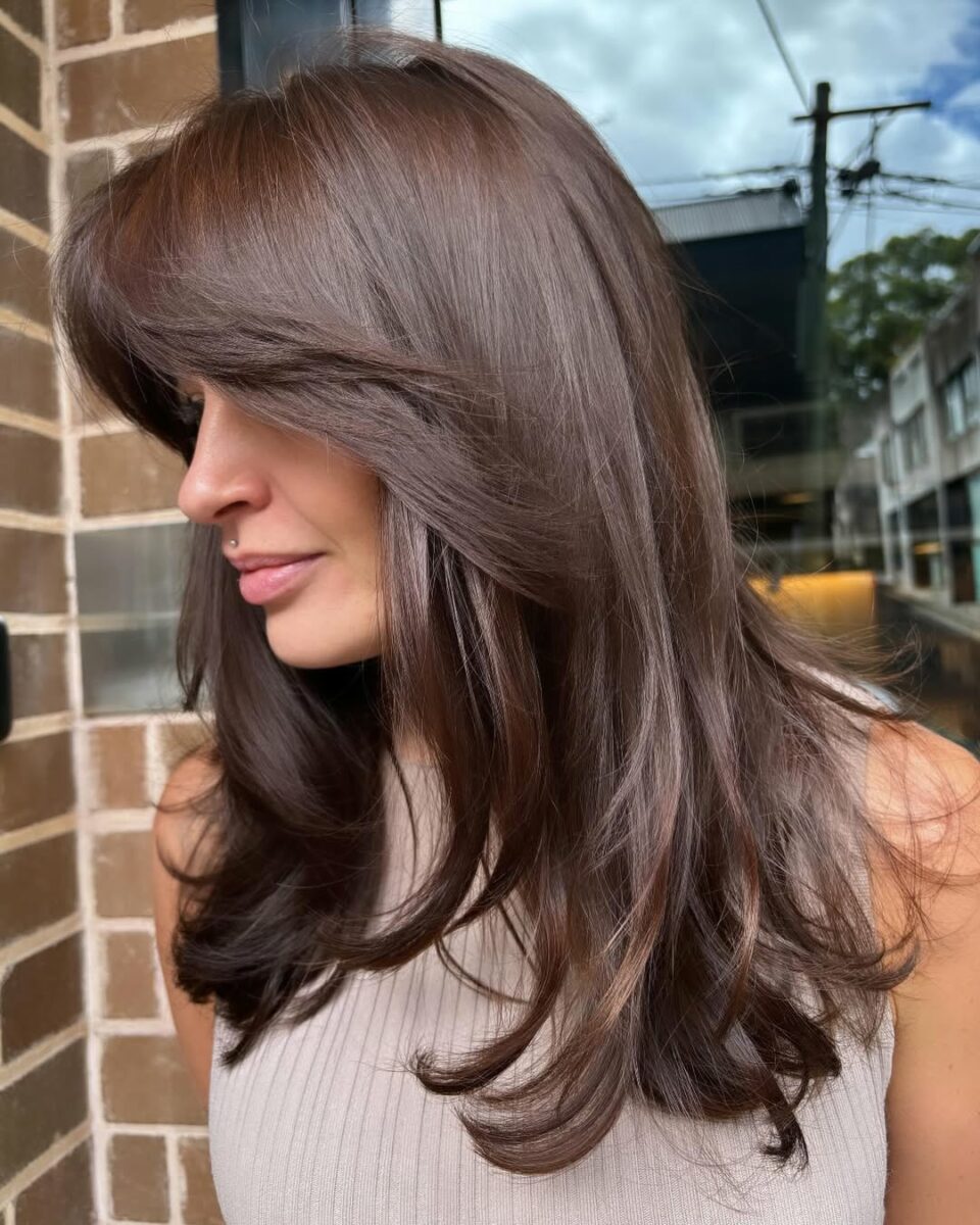 10 Front-Layered Haircuts That Will Put You In The Center Of Attention