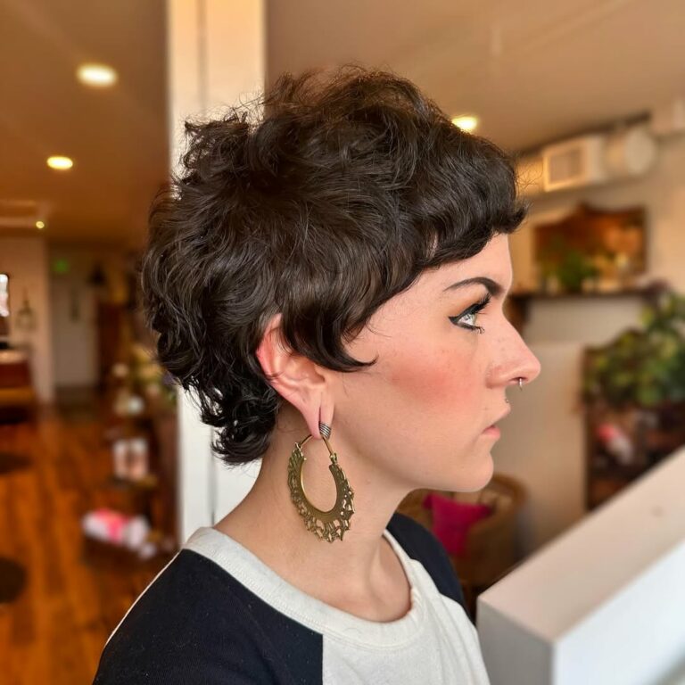 11 Gorgeous Bixie Haircuts That Took Over 2025