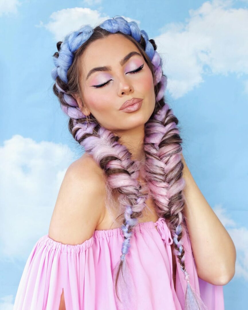 13 Jaw-Dropping Rave Hairstyles That Will Make You Stand Out In The Crowd