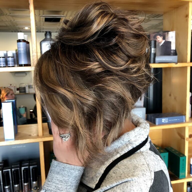 10 Modern Short Stacked Pixie Bob Haircuts For Layered Perfection