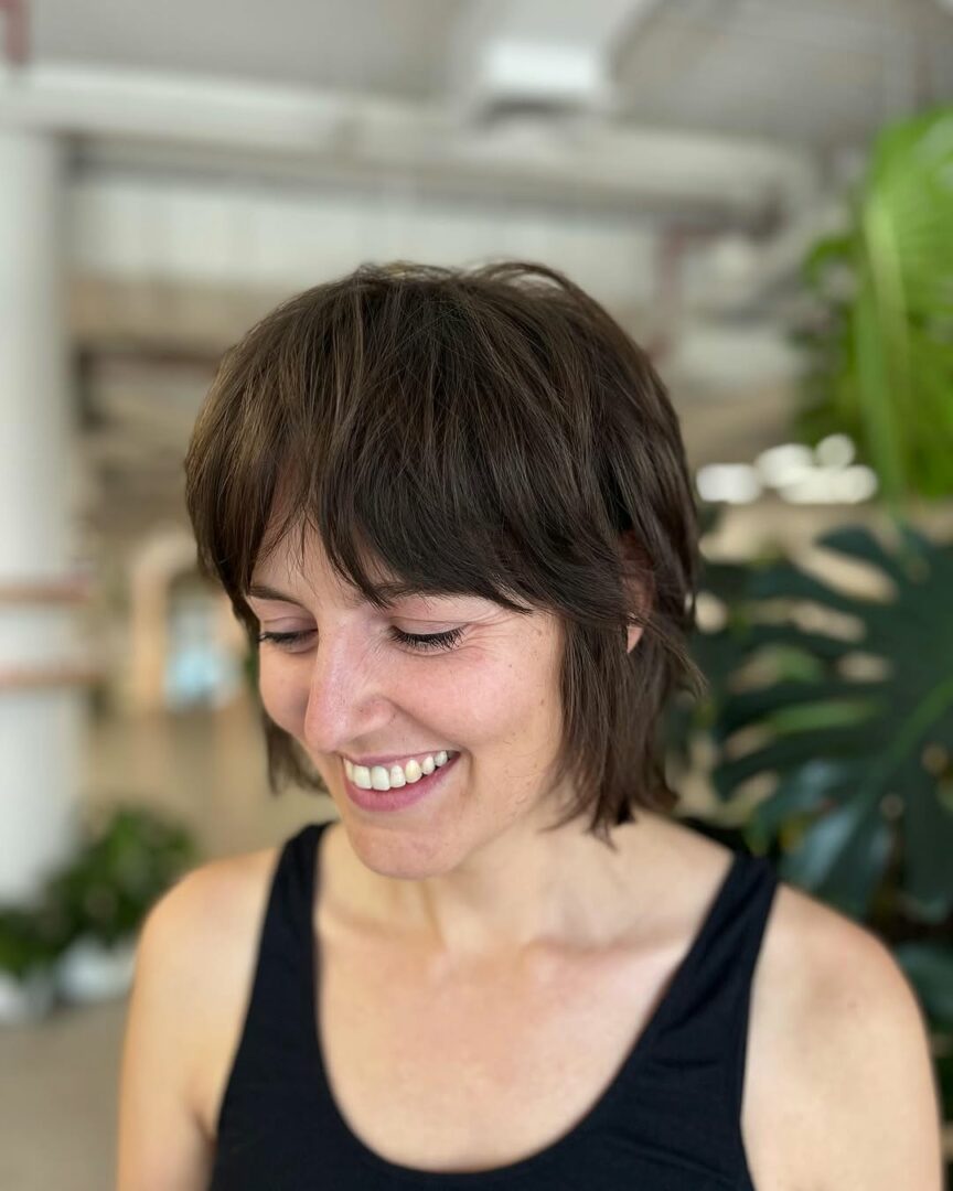 10 Low-Maintenance Chin-Length Haircuts That Keep You Stylish With ...
