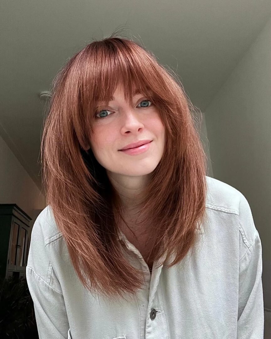 The Curve Cut Is The Hottest Face-Framing Style This Year