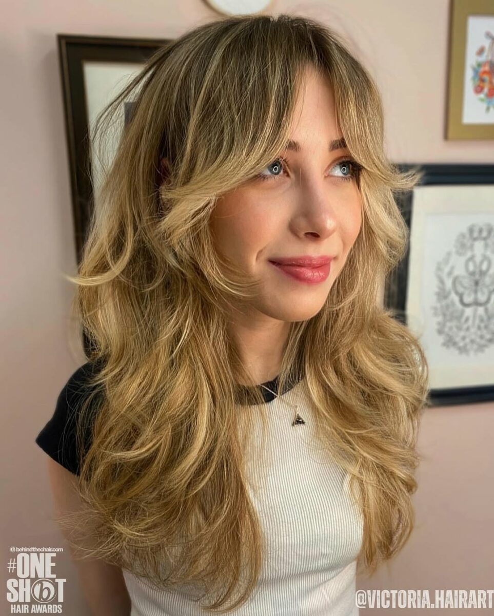 The Curve Cut Is The Hottest Face-Framing Style This Year