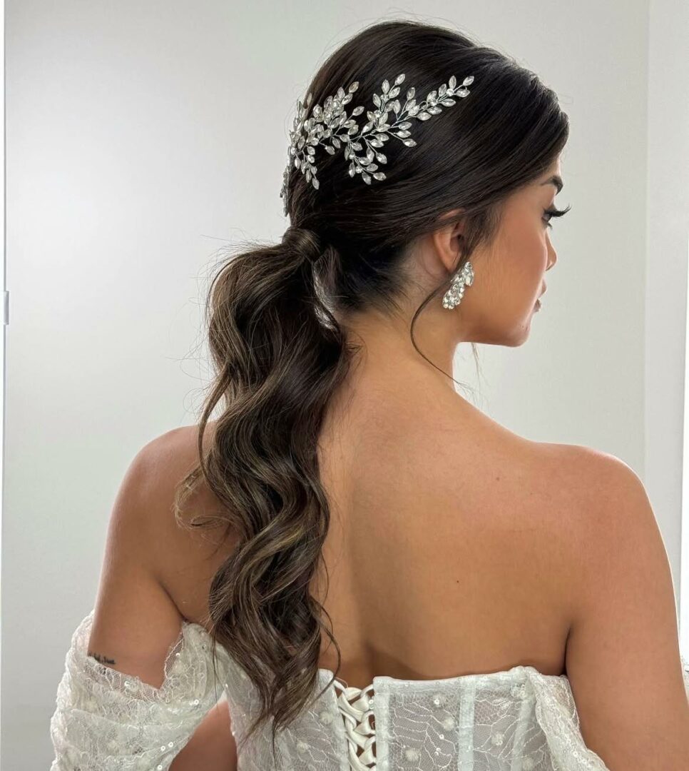 10 Effortlessly Elegant Middle Part Ponytail Hairstyles You'll Love