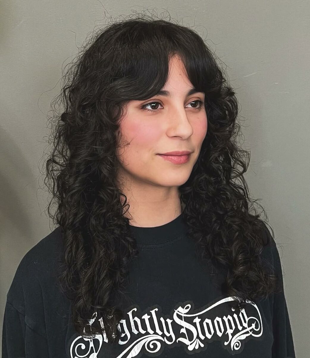 Layers That Set Your Curls Free—13 Curly Cuts That Give Your Hair The ...