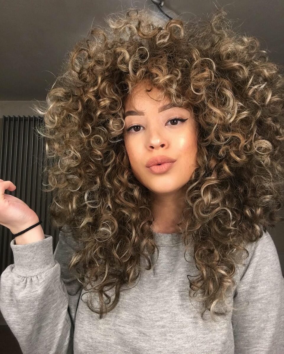 10 Iconic Perm Hair Ideas That Stand The Test Of Time