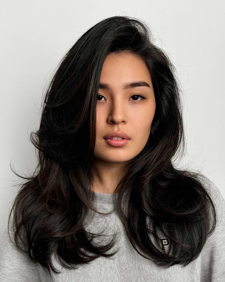 The Art Of The Deep Side Part Hairstyles For A Timeless Look