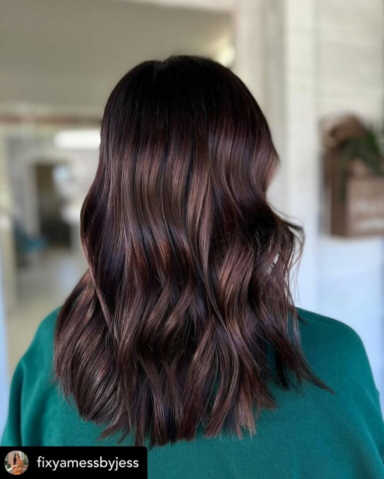 Si te apetece un cambio de look con un tono picante, echa un vistazo a ...