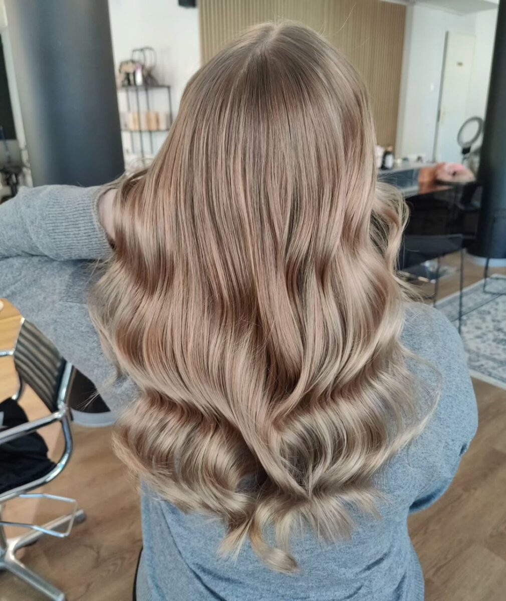 10 Colori naturali per capelli biondo scuro per mantenere le cose reali ...