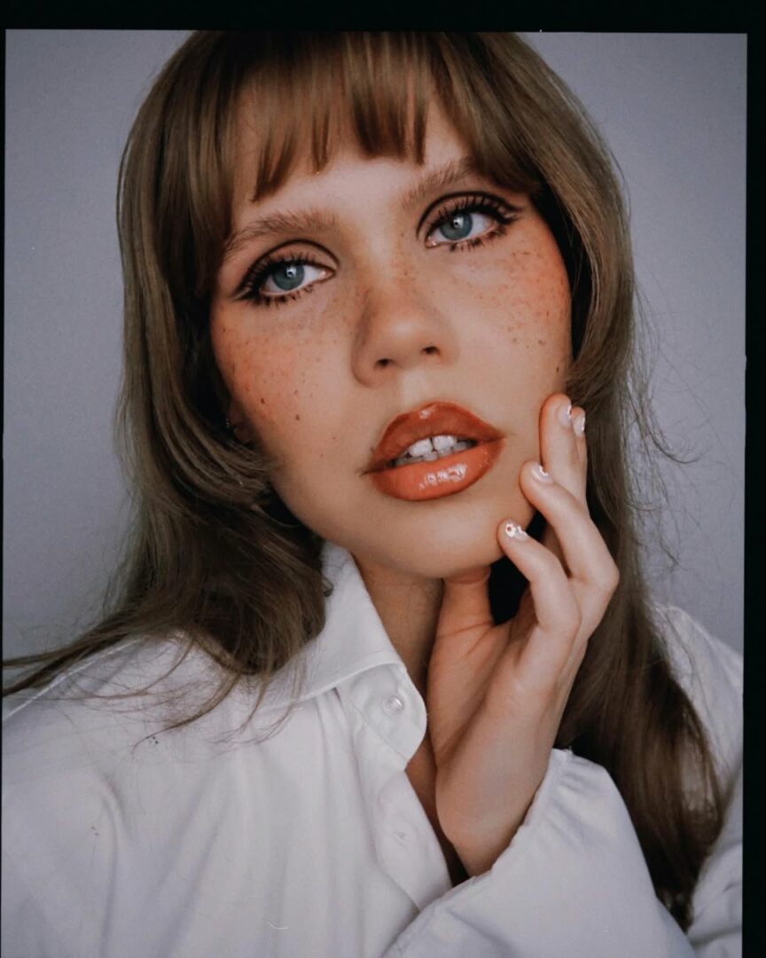 37 Classic ’60s Hairstyles That Are Trending Again