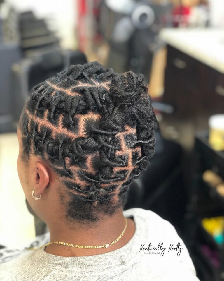 10 Trendy Styles To Showcase Dreads On Short Hair