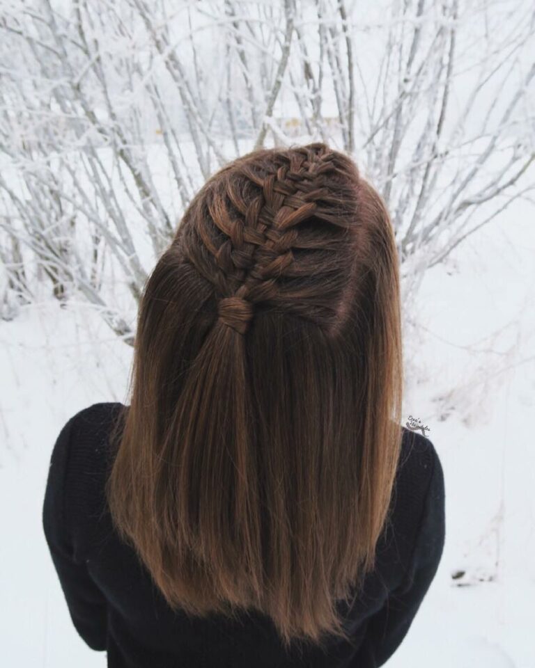 Ski-Ready Styles: Top 12 Hairstyles For Hitting The Slopes In Style