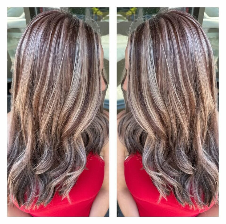 11 Platinum Blonde Highlights That Will Blind Your Haters