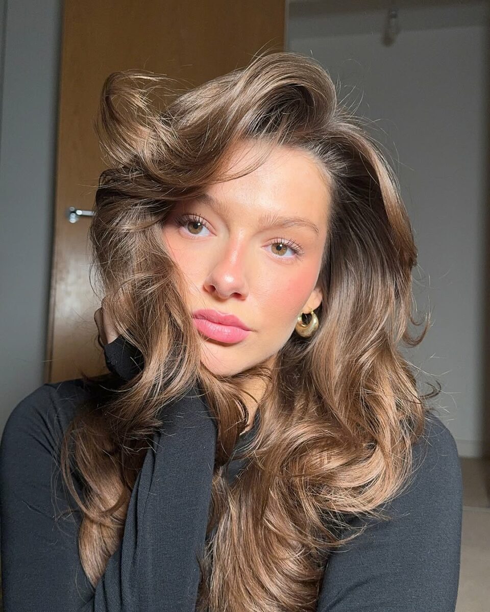 33 Best Hairstyles To Make You Look Younger And Stylish