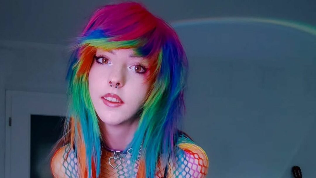 10 Funky Scene Kid Hair Ideas To Upgrade Your Usual Style
