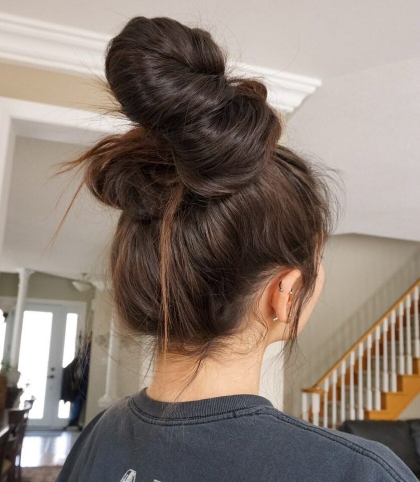 The Lazy Girl’s Guide To 27 Perfectly Messy Buns