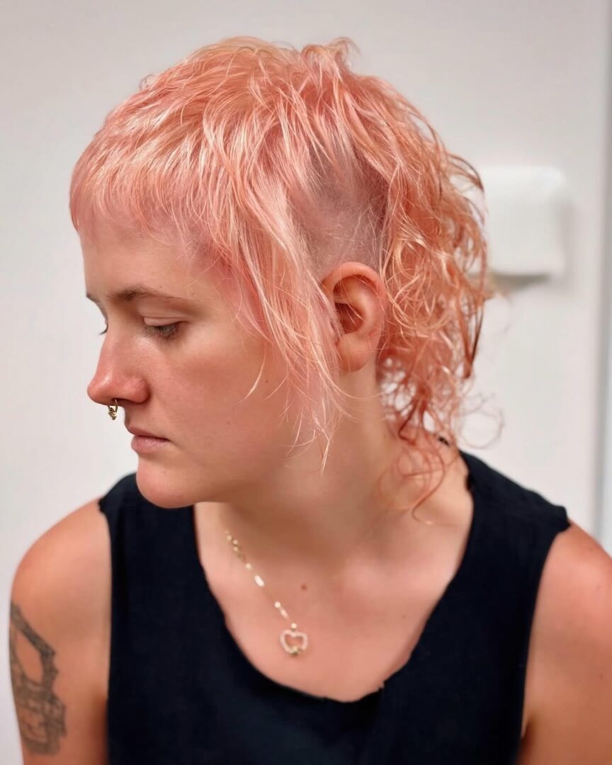 The Hottest Haircut This Spring: The Jaw-Length Shag Cut