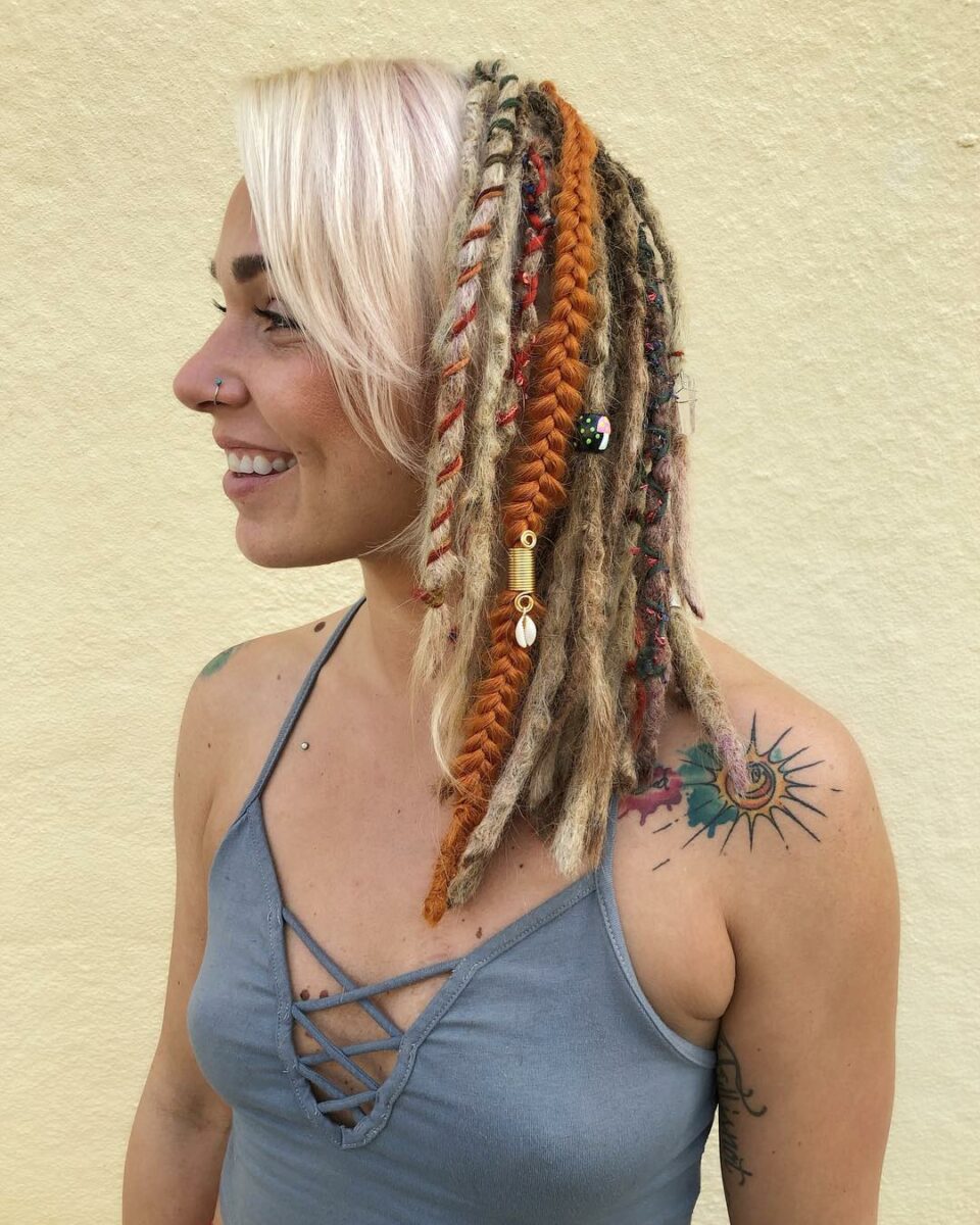 10 Trendy Styles To Showcase Dreads On Short Hair