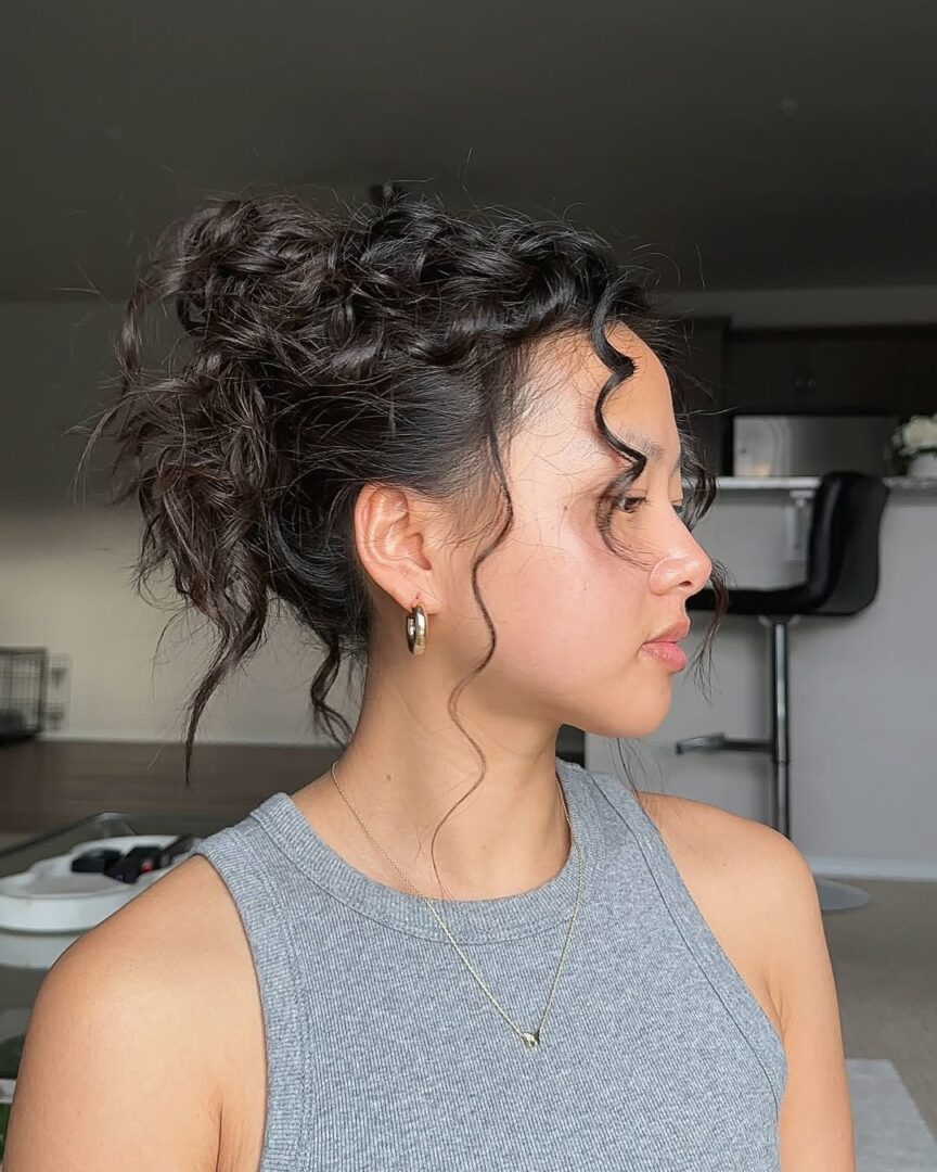 Mastering The Messy Bun – My Secret Formula