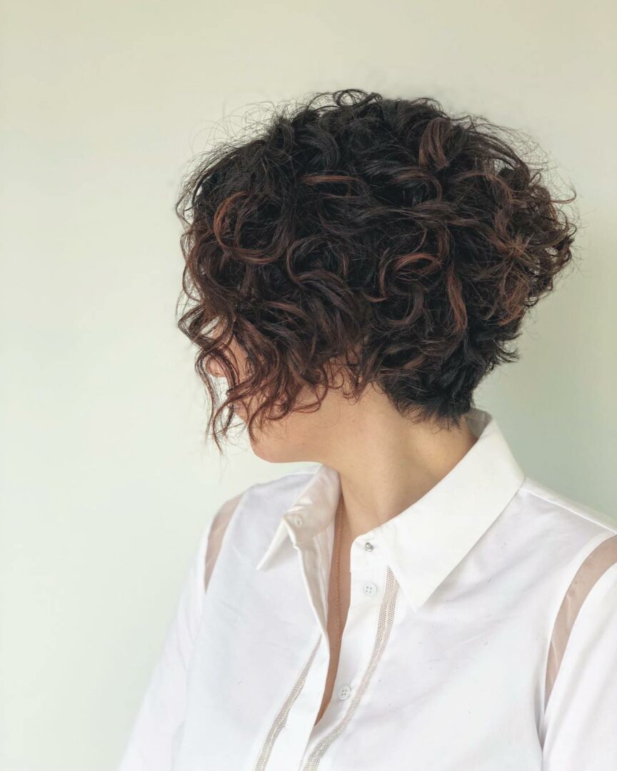 Why The Wedge Is The Most Underrated Haircut Right Now: 12 Looks That ...