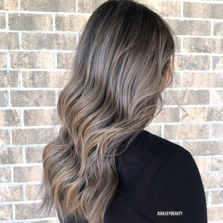 10 Spectacular Light Ash Blonde Hair Ideas For A New Look