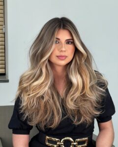 Bored With Your Straight Hair? These 24 Long Layered Styles Will Fix That