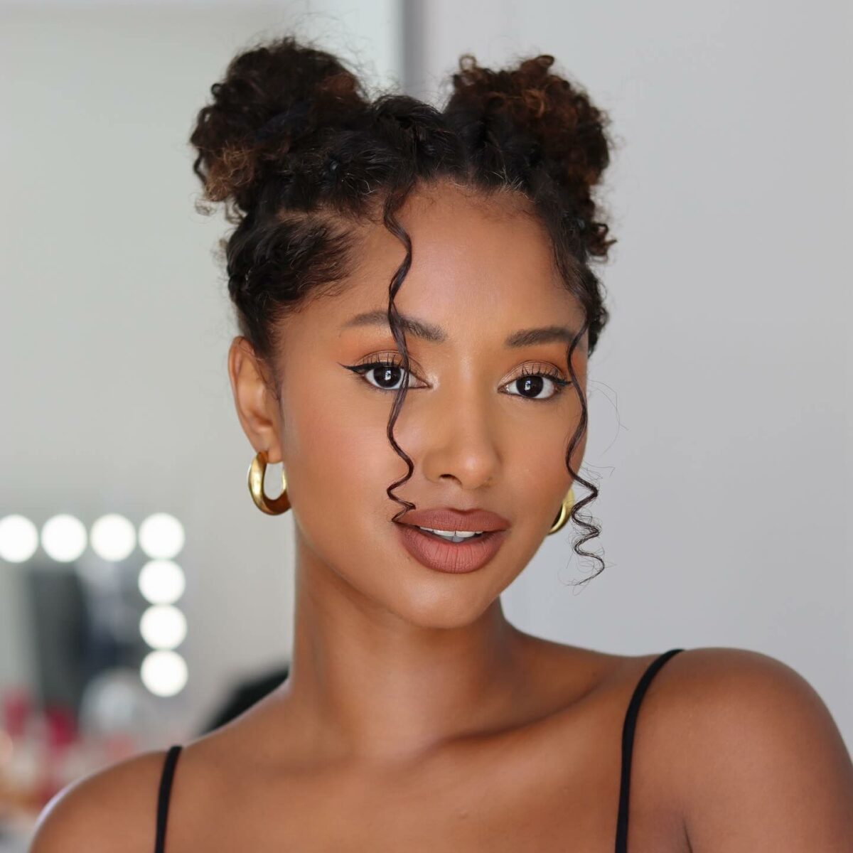 Say Goodbye To Bad Hair Days With These 27 Hairstyles For Greasy Hair