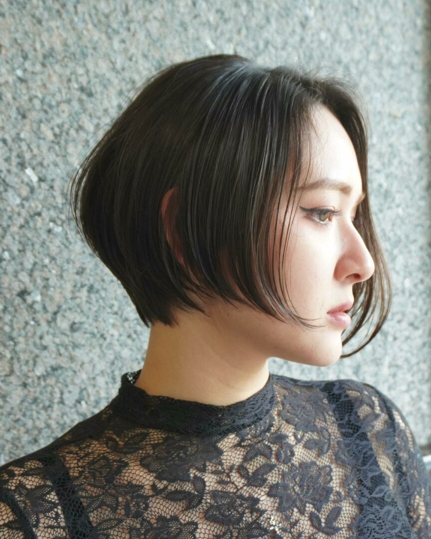 32 Sleek Wedge Cuts That Prove Less Is More