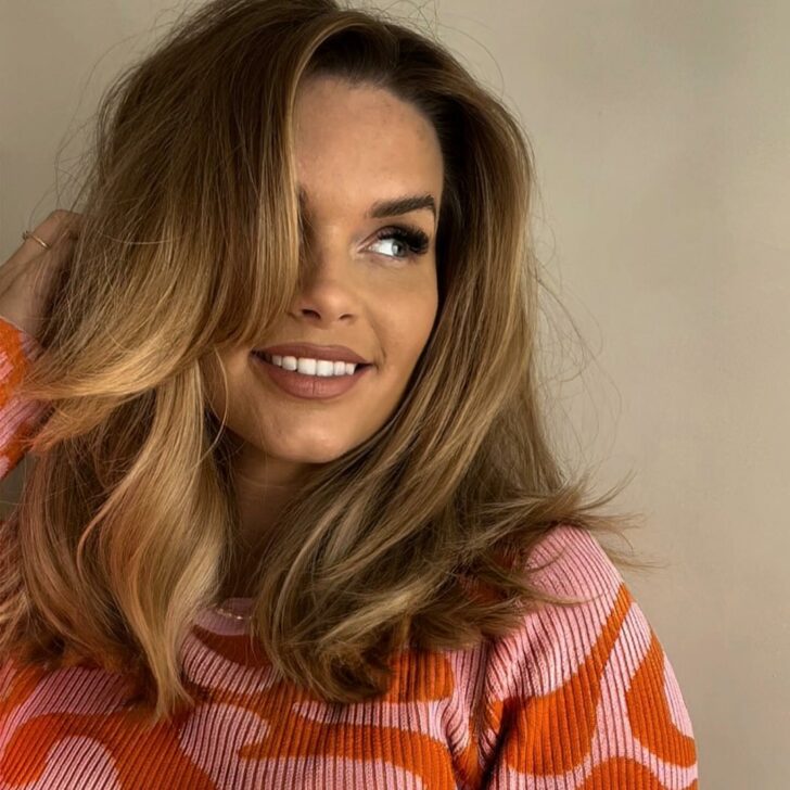 What Big Forehead? These 33 Haircuts Shift the Focus to Your Best Features