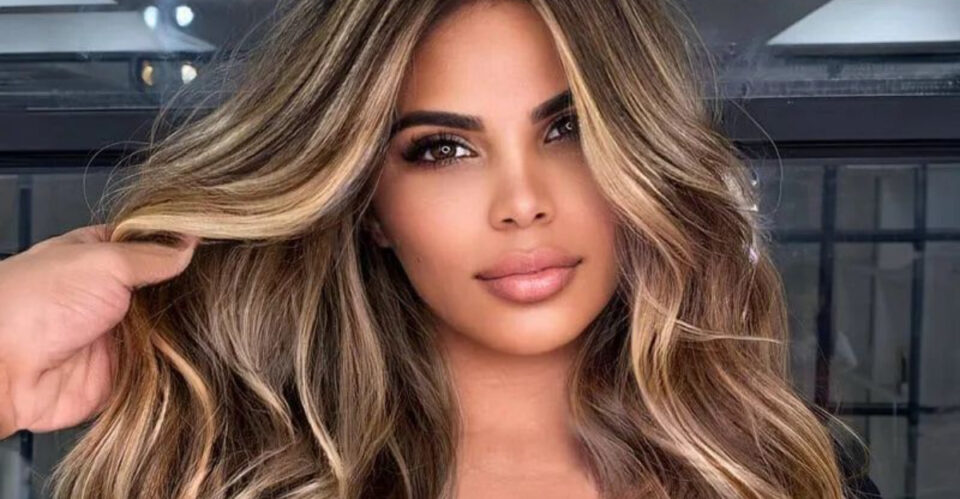 Spongelights Can Give You Sun-Kissed Locks All Year